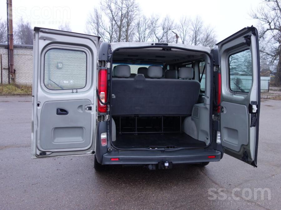 Grey Renault Trafic 2007 in Riga, with an engine capacity of 2.00 L and mileage of 0 thousand km for 5950 €, photo 24 on AUTOMOTO.COM.LV
