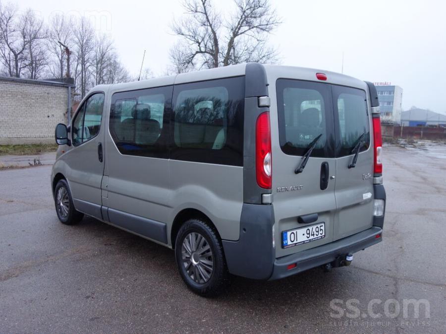 Grey Renault Trafic 2007 in Riga, with an engine capacity of 2.00 L and mileage of 0 thousand km for 5950 €, photo 29 on AUTOMOTO.COM.LV