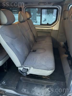 Pelēks Renault Trafic 2007 Ogre, ar dzinēja tilpumu 2.00 L un nobraukumu 481 tūkst. km par 3300 €, foto 8 vietnē AUTOMOTO.COM.LV