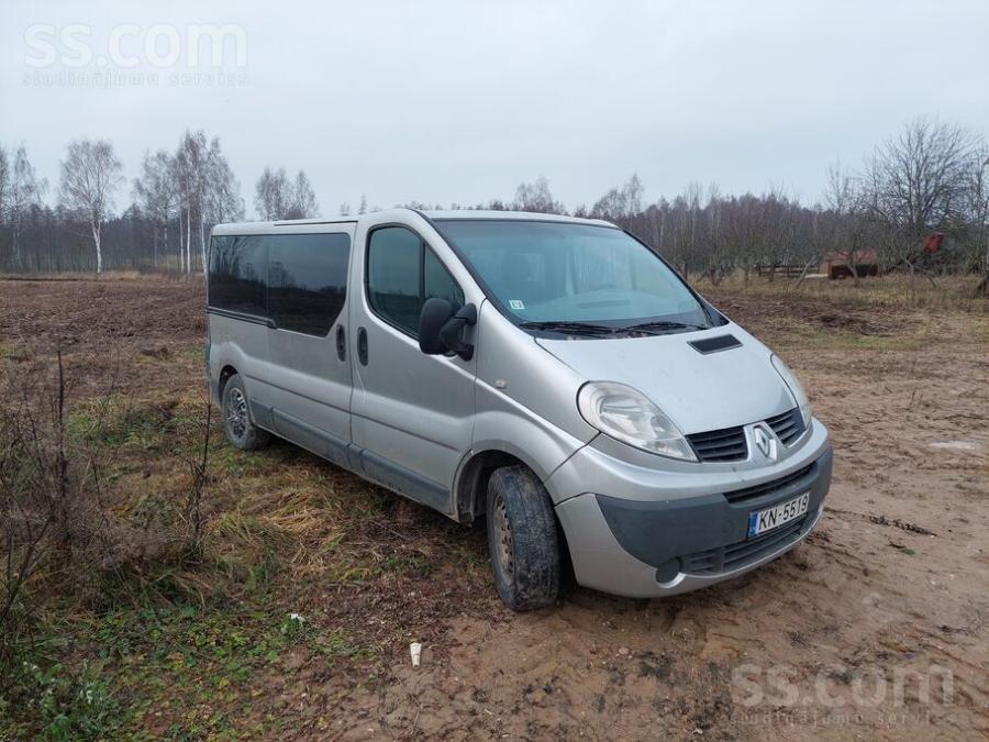 Grey Renault Trafic 2008 in Daugavpils, with an engine capacity of 2.00 L and mileage of 0 thousand km for 2700 €, photo 1 on AUTOMOTO.COM.LV