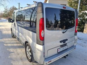 Grey Renault Trafic 2008 in Vilnius, with an engine capacity of 2.50 L and mileage of 230 thousand km for 8200 €, photo 5 on AUTOMOTO.COM.LV
