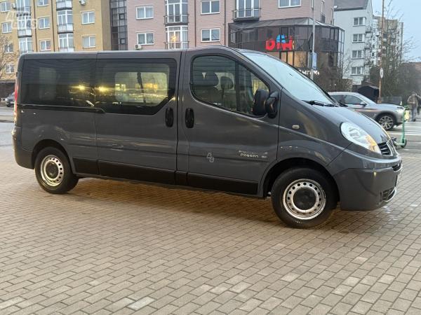 Pelēks Renault Trafic 2008 Viļņa, ar dzinēja tilpumu 2.50 L un nobraukumu 470 tūkst. km par 3800 €, foto 3 vietnē AUTOMOTO.COM.LV