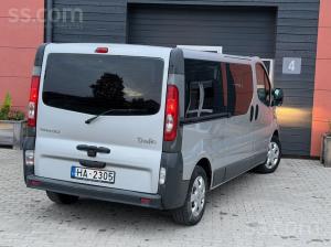 Grey Renault Trafic 2008 in Cesis, with an engine capacity of 2.50 L and mileage of 414 thousand km for 3600 €, photo 8 on AUTOMOTO.COM.LV