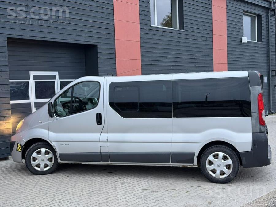 Grey Renault Trafic 2008 in Cesis, with an engine capacity of 2.50 L and mileage of 414 thousand km for 3600 €, photo 13 on AUTOMOTO.COM.LV
