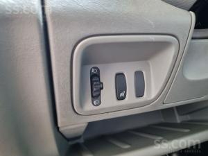 Pelēks Renault Trafic 2009 Ogre, ar dzinēja tilpumu 2.50 L un nobraukumu 140 tūkst. km par 6950 €, foto 16 vietnē AUTOMOTO.COM.LV