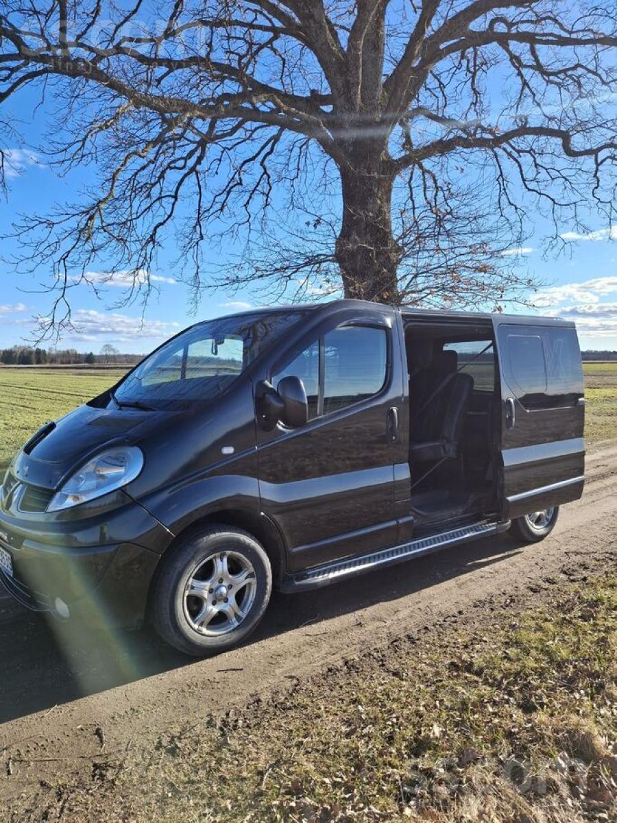 Grey Renault Trafic 2009 in Liepaja, with an engine capacity of 2.00 L and mileage of 320 thousand km for 6300 €, photo 5 on AUTOMOTO.COM.LV