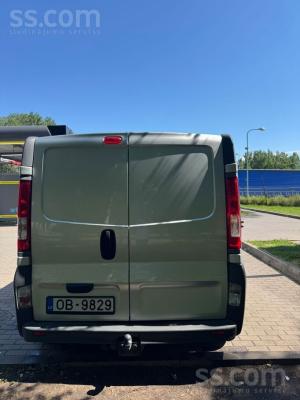 Pelēks Renault Trafic 2009 Rīga, ar dzinēja tilpumu 2.00 L un nobraukumu 189 tūkst. km par 6500 €, foto 4 vietnē AUTOMOTO.COM.LV