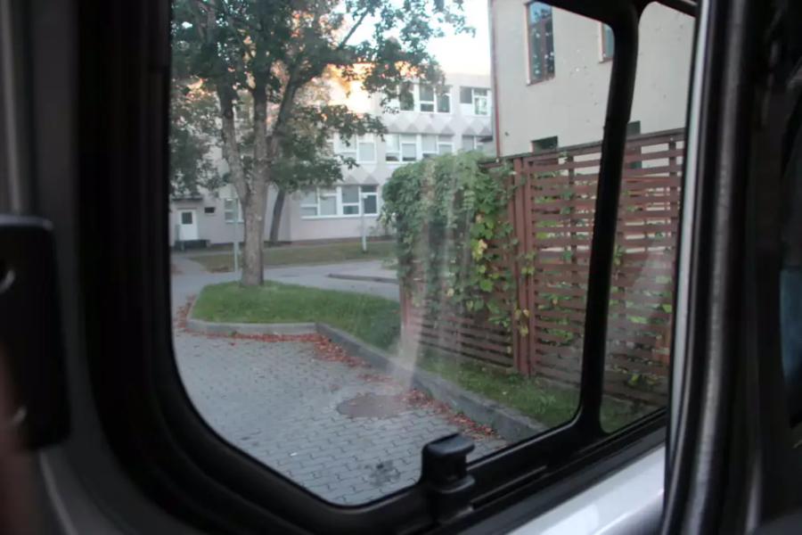Pelēks Renault Trafic 2010 Mārupe, ar dzinēja tilpumu 2.50 L un nobraukumu 298 tūkst. km par 5950 €, foto 14 vietnē AUTOMOTO.COM.LV