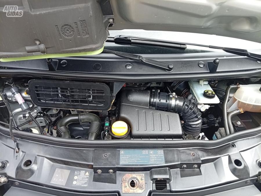 Pelēks Renault Trafic 2011 Viļņa, ar dzinēja tilpumu 2.00 L un nobraukumu 177 tūkst. km par 5150 €, foto 14 vietnē AUTOMOTO.COM.LV