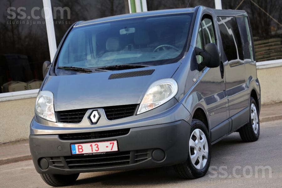 Grey Renault Trafic 2011 in Tukums, with an engine capacity of 2.00 L and mileage of 193 thousand km for 7700 €, photo 3 on AUTOMOTO.COM.LV