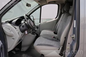 Grey Renault Trafic 2011 in Tukums, with an engine capacity of 2.00 L and mileage of 193 thousand km for 7700 €, photo 8 on AUTOMOTO.COM.LV