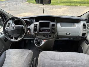 Pelēks Renault Trafic 2011 Saldus, ar dzinēja tilpumu 2.00 L un nobraukumu 195 tūkst. km par 7600 €, foto 6 vietnē AUTOMOTO.COM.LV