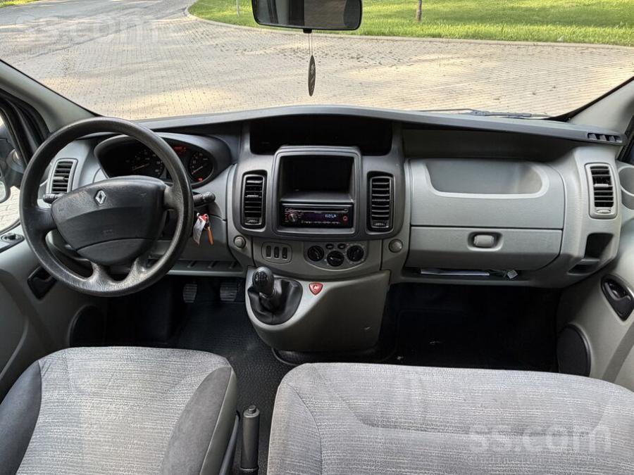 Pelēks Renault Trafic 2011 Saldus, ar dzinēja tilpumu 2.00 L un nobraukumu 195 tūkst. km par 7600 €, foto 6 vietnē AUTOMOTO.COM.LV
