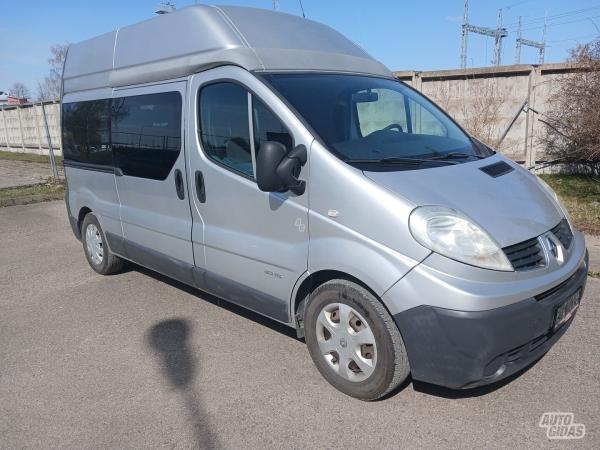 Pelēks Renault Trafic 2012 Panevēža, ar dzinēja tilpumu 2.00 L un nobraukumu 117 tūkst. km par 8499 €, foto 4 vietnē AUTOMOTO.COM.LV