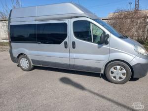 Grey Renault Trafic 2012 in Panevezys, with an engine capacity of 2.00 L and mileage of 117 thousand km for 8499 €, photo 6 on AUTOMOTO.COM.LV