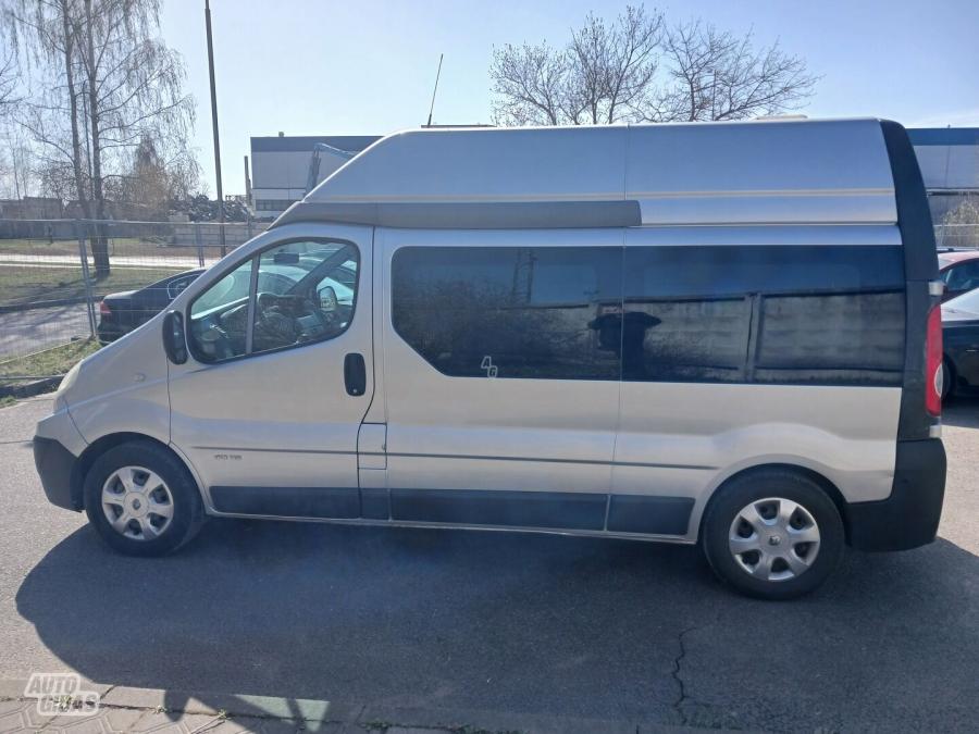 Grey Renault Trafic 2012 in Panevezys, with an engine capacity of 2.00 L and mileage of 117 thousand km for 8499 €, photo 14 on AUTOMOTO.COM.LV