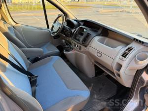 Grey Renault Trafic 2012 in Riga, with an engine capacity of 2.00 L and mileage of 0 thousand km for 6900 €, photo 8 on AUTOMOTO.COM.LV