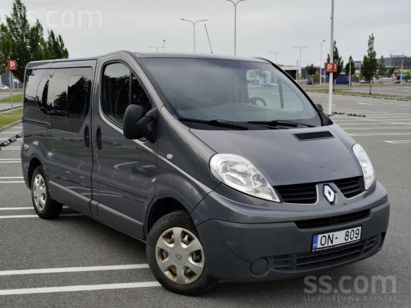Pelēks Renault Trafic 2012 Rīga, ar dzinēja tilpumu 2.00 L un nobraukumu 238 tūkst. km par 8200 €, foto 2 vietnē AUTOMOTO.COM.LV