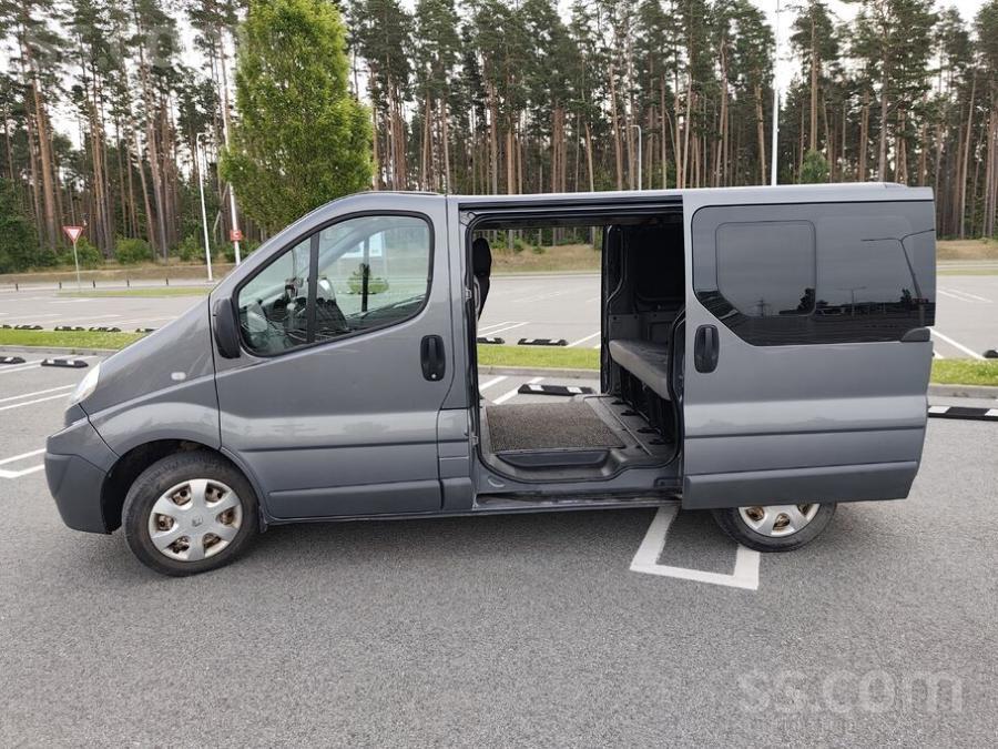 Pelēks Renault Trafic 2012 Rīga, ar dzinēja tilpumu 2.00 L un nobraukumu 238 tūkst. km par 8200 €, foto 6 vietnē AUTOMOTO.COM.LV