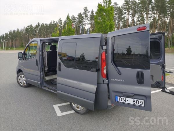 Pelēks Renault Trafic 2012 Rīga, ar dzinēja tilpumu 2.00 L un nobraukumu 238 tūkst. km par 8200 €, foto 6 vietnē AUTOMOTO.COM.LV