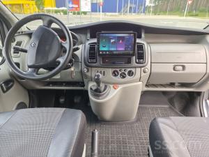 Pelēks Renault Trafic 2012 Rīga, ar dzinēja tilpumu 2.00 L un nobraukumu 238 tūkst. km par 8200 €, foto 10 vietnē AUTOMOTO.COM.LV