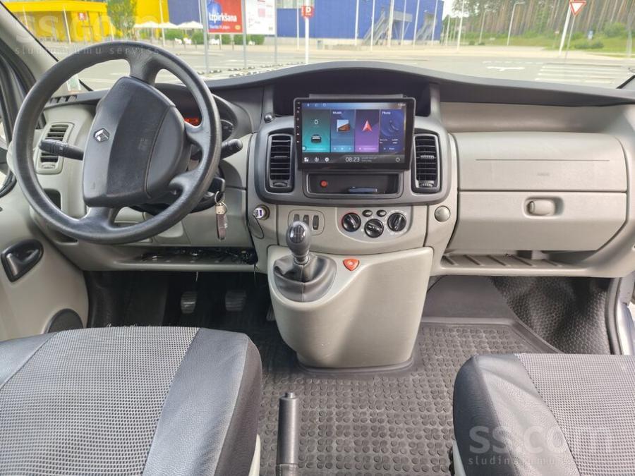 Pelēks Renault Trafic 2012 Rīga, ar dzinēja tilpumu 2.00 L un nobraukumu 238 tūkst. km par 8200 €, foto 10 vietnē AUTOMOTO.COM.LV