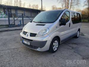 Grey Renault Trafic 2013 in Riga, with an engine capacity of 2.00 L and mileage of 264 thousand km for 7900 €, photo 1 on AUTOMOTO.COM.LV