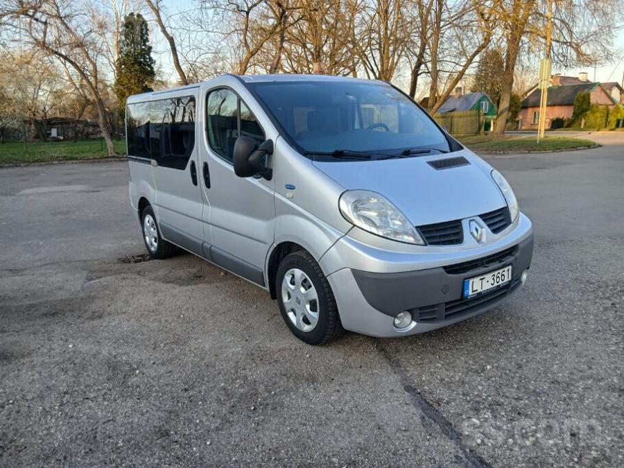 Grey Renault Trafic 2013 in Riga, with an engine capacity of 2.00 L and mileage of 264 thousand km for 7900 €, photo 7 on AUTOMOTO.COM.LV