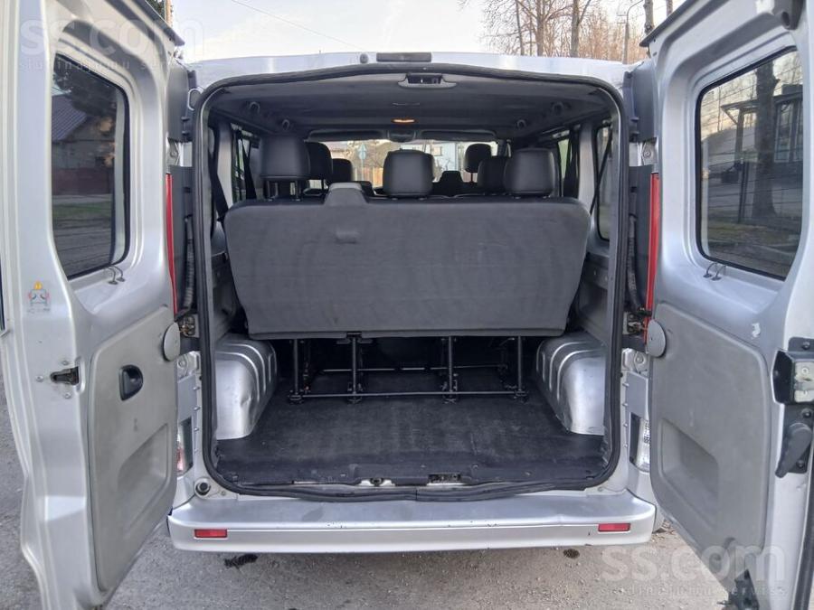 Grey Renault Trafic 2013 in Riga, with an engine capacity of 2.00 L and mileage of 264 thousand km for 7900 €, photo 13 on AUTOMOTO.COM.LV