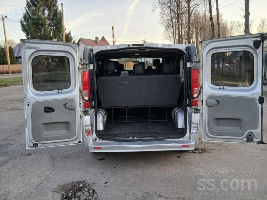 Grey Renault Trafic 2013 in Riga, with an engine capacity of 2.00 L and mileage of 264 thousand km for 7900 €, photo 14 on AUTOMOTO.COM.LV