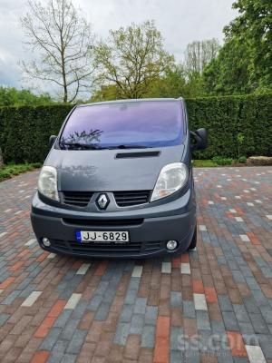 Grey Renault Trafic 2013 in Jelgava, with an engine capacity of 2.00 L and mileage of 283 thousand km for 12500 €, photo 14 on AUTOMOTO.COM.LV