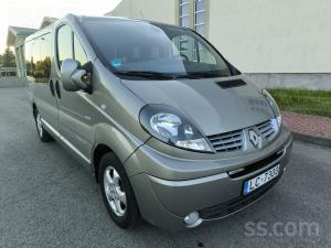 Pelēks Renault Trafic 2013 Ludza, ar dzinēja tilpumu 2.00 L un nobraukumu 136 tūkst. km par 15300 €, foto 1 vietnē AUTOMOTO.COM.LV