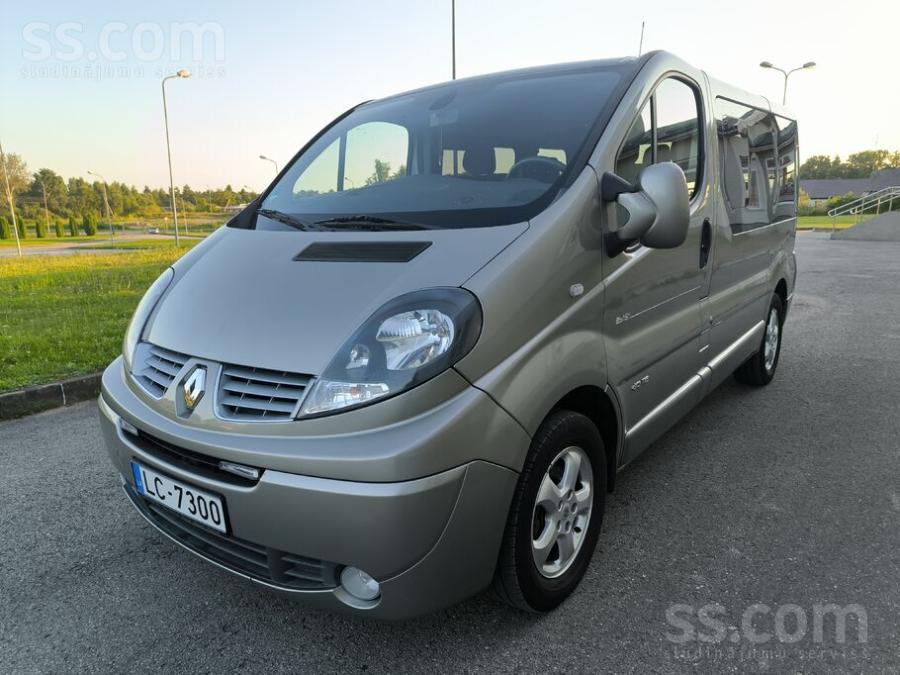 Pelēks Renault Trafic 2013 Ludza, ar dzinēja tilpumu 2.00 L un nobraukumu 136 tūkst. km par 15300 €, foto 5 vietnē AUTOMOTO.COM.LV
