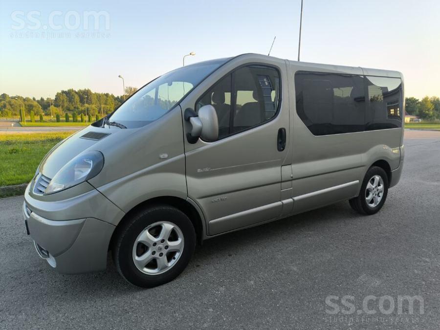 Pelēks Renault Trafic 2013 Ludza, ar dzinēja tilpumu 2.00 L un nobraukumu 136 tūkst. km par 15300 €, foto 6 vietnē AUTOMOTO.COM.LV
