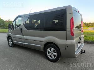 Pelēks Renault Trafic 2013 Ludza, ar dzinēja tilpumu 2.00 L un nobraukumu 136 tūkst. km par 15300 €, foto 9 vietnē AUTOMOTO.COM.LV