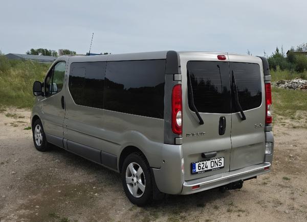 Pelēks Renault Trafic 2013 Tartu, ar dzinēja tilpumu 2.00 L un nobraukumu 480 tūkst. km par 7599 €, foto 4 vietnē AUTOMOTO.COM.LV