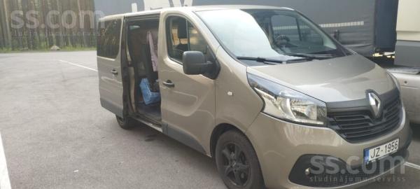 Grey Renault Trafic 2015 in Riga, with an engine capacity of 1.60 L and mileage of 150 thousand km for 13000 €, photo 2 on AUTOMOTO.COM.LV