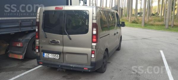 Grey Renault Trafic 2015 in Riga, with an engine capacity of 1.60 L and mileage of 150 thousand km for 13000 €, photo 3 on AUTOMOTO.COM.LV