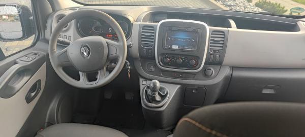 Pelēks Renault Trafic 2015 Viļņa, ar dzinēja tilpumu 1.60 L un nobraukumu 350 tūkst. km par 8200 €, foto 10 vietnē AUTOMOTO.COM.LV
