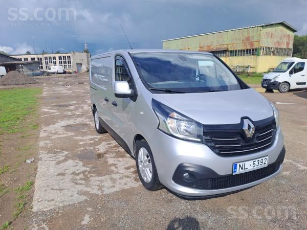 Pelēks Renault Trafic 2015 Jelgava, ar dzinēja tilpumu 1.60 L un nobraukumu 201 tūkst. km par 9000 €, foto 7 vietnē AUTOMOTO.COM.LV