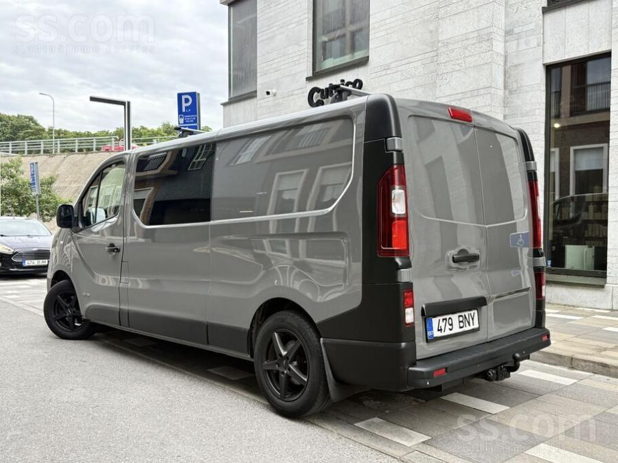Pelēks Renault Trafic 2015 Tallina, ar dzinēja tilpumu 1.60 L un nobraukumu 269 tūkst. km par 9998 €, foto 12 vietnē AUTOMOTO.COM.LV