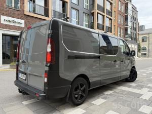 Pelēks Renault Trafic 2015 Tallina, ar dzinēja tilpumu 1.60 L un nobraukumu 269 tūkst. km par 9998 €, foto 15 vietnē AUTOMOTO.COM.LV