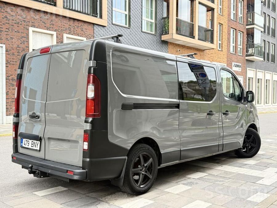 Pelēks Renault Trafic 2015 Tallina, ar dzinēja tilpumu 1.60 L un nobraukumu 269 tūkst. km par 9998 €, foto 16 vietnē AUTOMOTO.COM.LV
