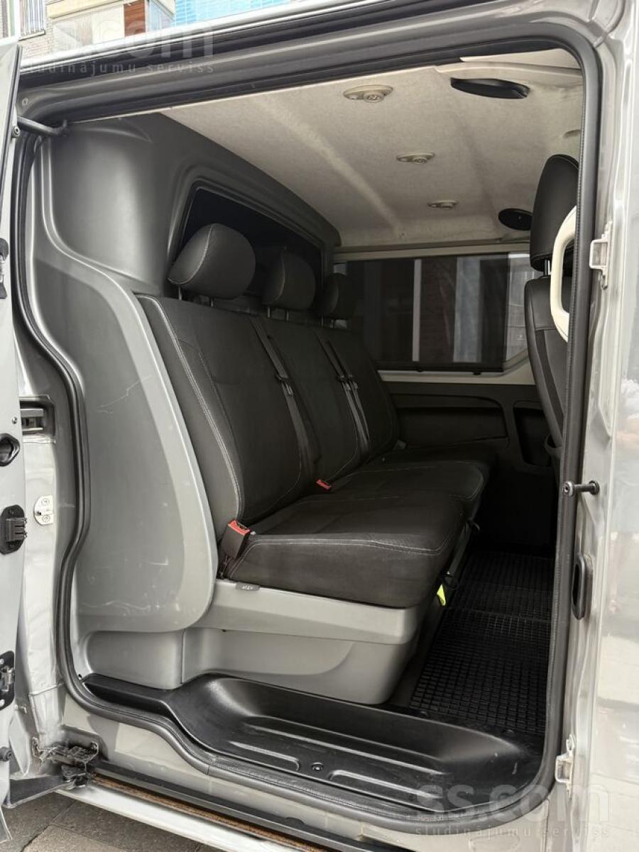 Pelēks Renault Trafic 2015 Tallina, ar dzinēja tilpumu 1.60 L un nobraukumu 269 tūkst. km par 9998 €, foto 19 vietnē AUTOMOTO.COM.LV