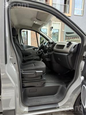 Pelēks Renault Trafic 2015 Tallina, ar dzinēja tilpumu 1.60 L un nobraukumu 269 tūkst. km par 9998 €, foto 23 vietnē AUTOMOTO.COM.LV