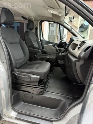 Pelēks Renault Trafic 2015 Tallina, ar dzinēja tilpumu 1.60 L un nobraukumu 269 tūkst. km par 9998 €, foto 24 vietnē AUTOMOTO.COM.LV