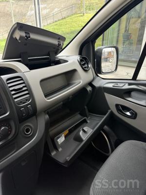 Pelēks Renault Trafic 2015 Tallina, ar dzinēja tilpumu 1.60 L un nobraukumu 269 tūkst. km par 9998 €, foto 29 vietnē AUTOMOTO.COM.LV
