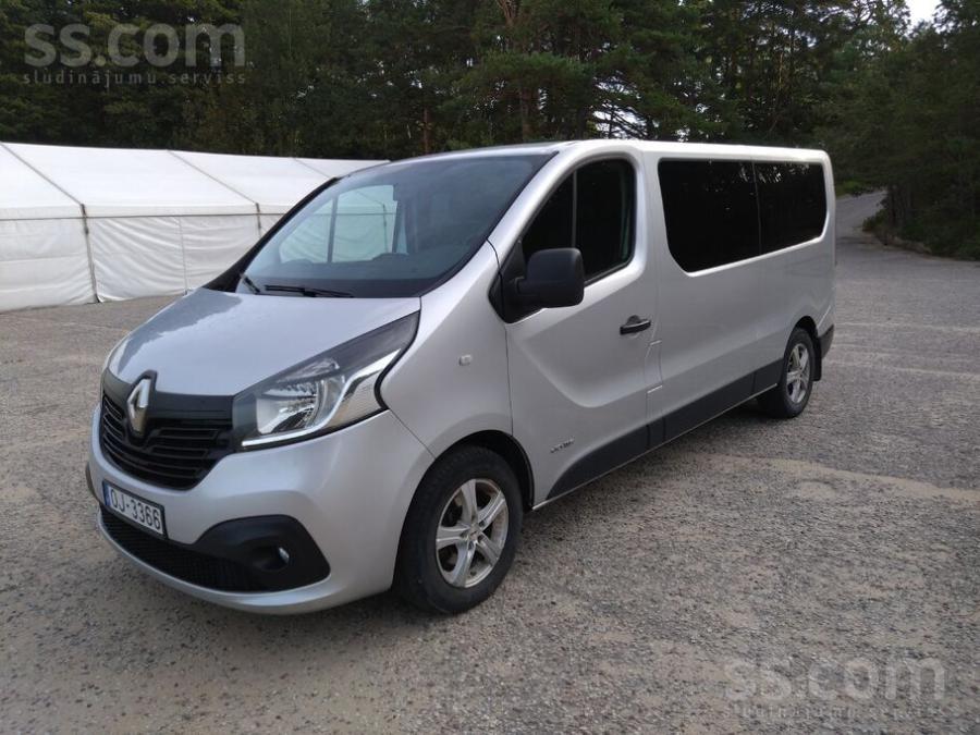 Grey Renault Trafic 2015 in Riga, with an engine capacity of 1.60 L and mileage of 212 thousand km for 12200 €, photo 3 on AUTOMOTO.COM.LV