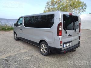 Grey Renault Trafic 2015 in Riga, with an engine capacity of 1.60 L and mileage of 212 thousand km for 12200 €, photo 5 on AUTOMOTO.COM.LV