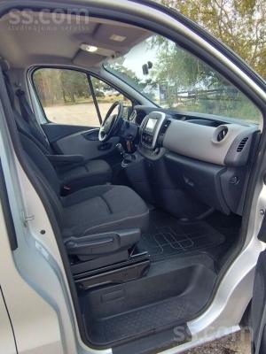 Grey Renault Trafic 2015 in Riga, with an engine capacity of 1.60 L and mileage of 212 thousand km for 12200 €, photo 8 on AUTOMOTO.COM.LV